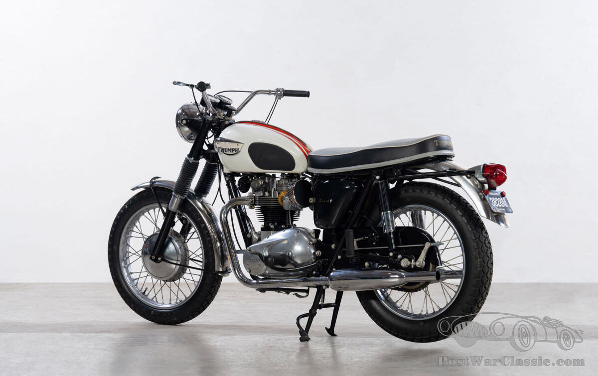 Motorbike Triumph Bonneville T120 1966 for sale - PostWarClassic