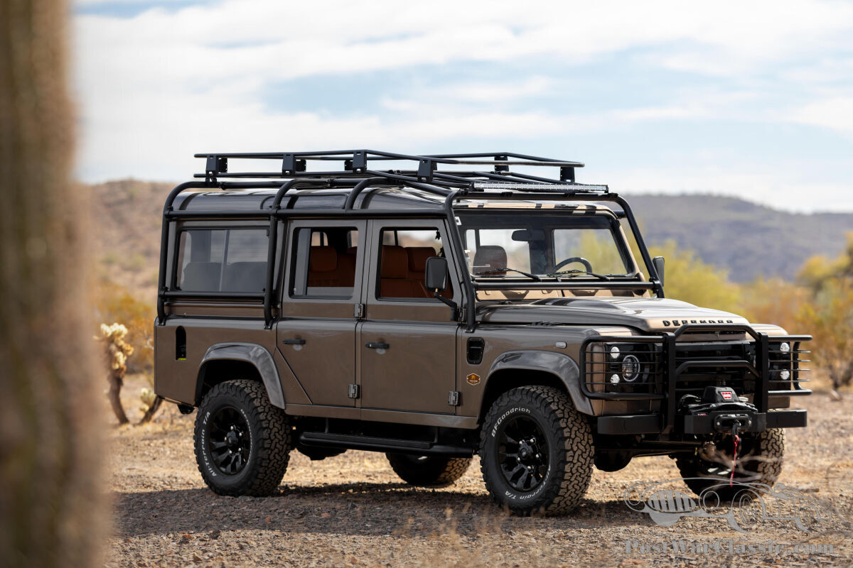 Car Land Rover Defender 110 300Tdi Station Wagon 1998 for sale ...