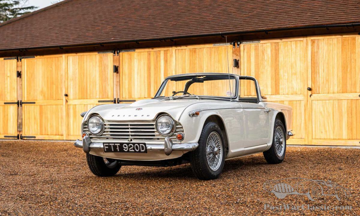 Car Triumph TR4A 1966 for sale - PostWarClassic