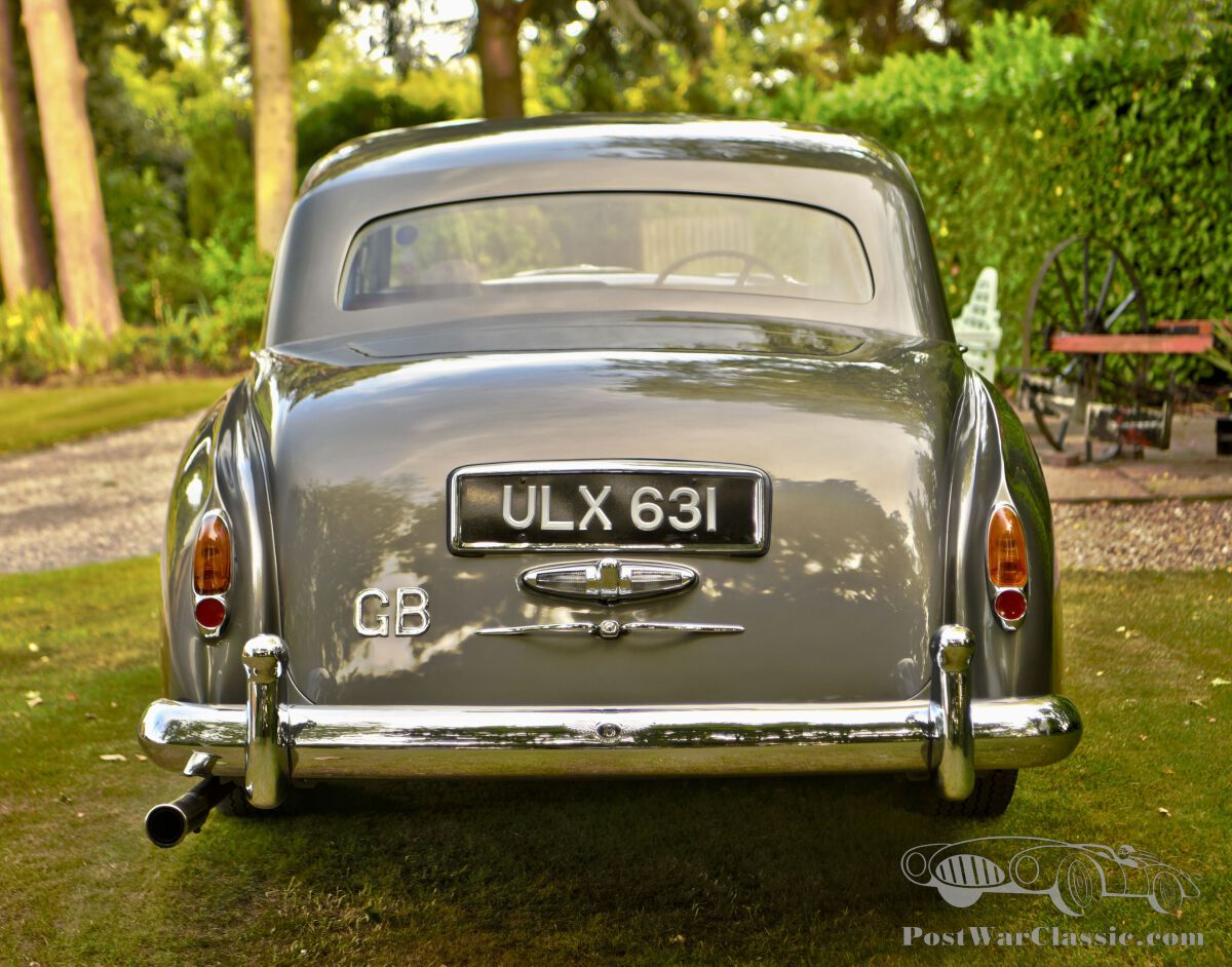 Car Bentley S1 James Young Saloon to design B10 Owner driver saloon ...