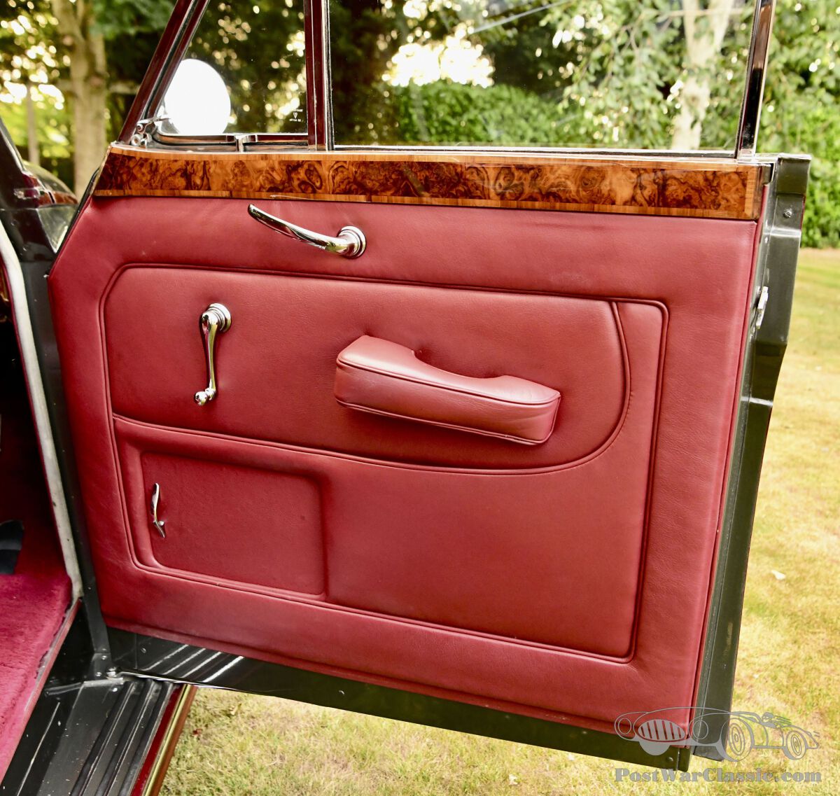 Car Bentley S1 James Young Saloon to design B10 Owner driver saloon ...