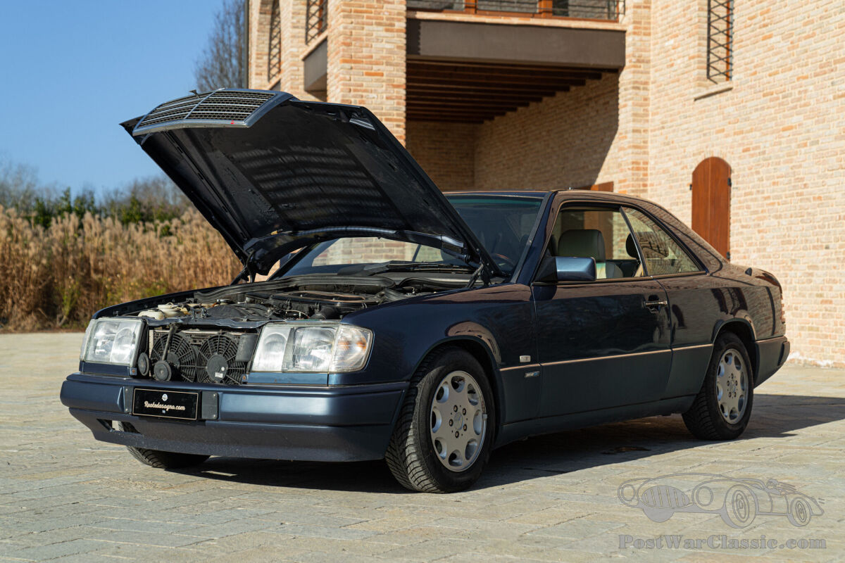 Car Mercedes Benz CE 200 1992 for sale - PostWarClassic