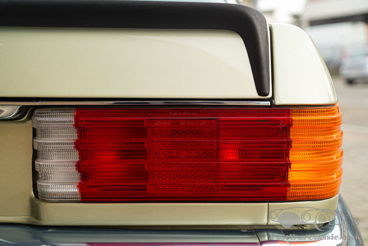 Car Mercedes Benz SLC 500 1984 for sale - PostWarClassic