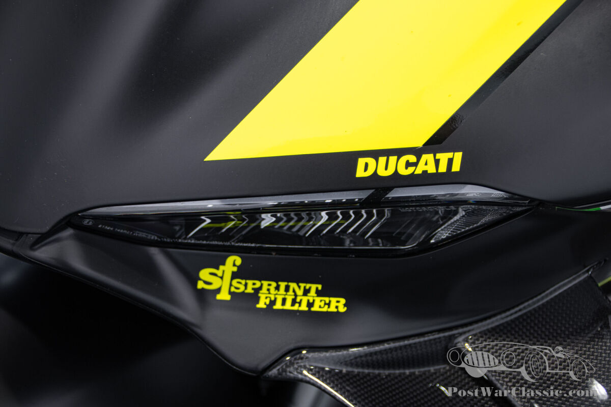 Motorbike Ducati PANIGALE V4 S FRECCIA VERDE IVA esposta 2024 for sale ...